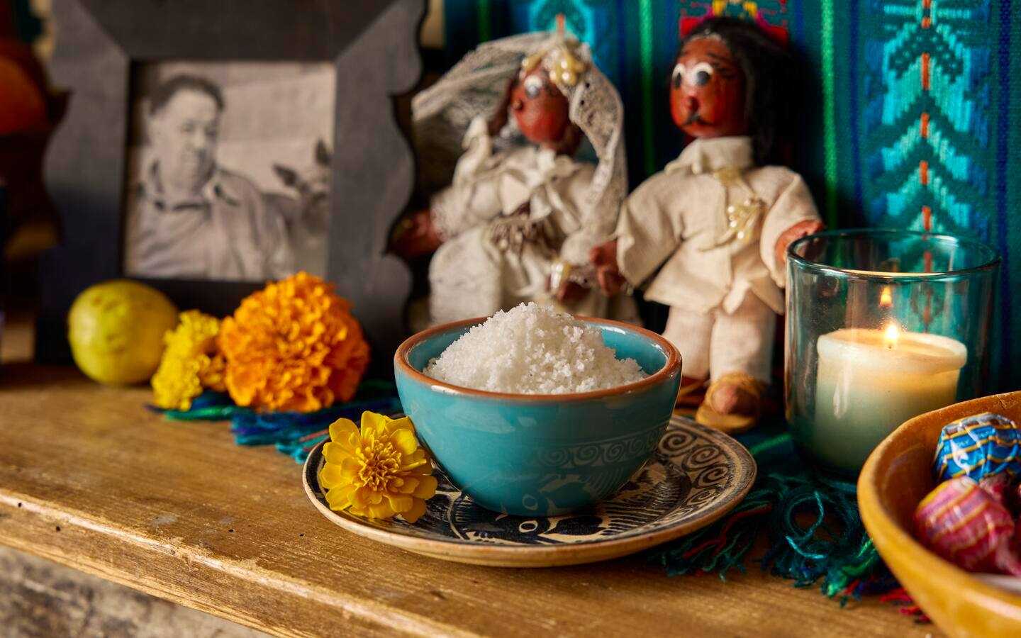 Decora tu Hogar Para el Día de los Muertos - The Home Depot