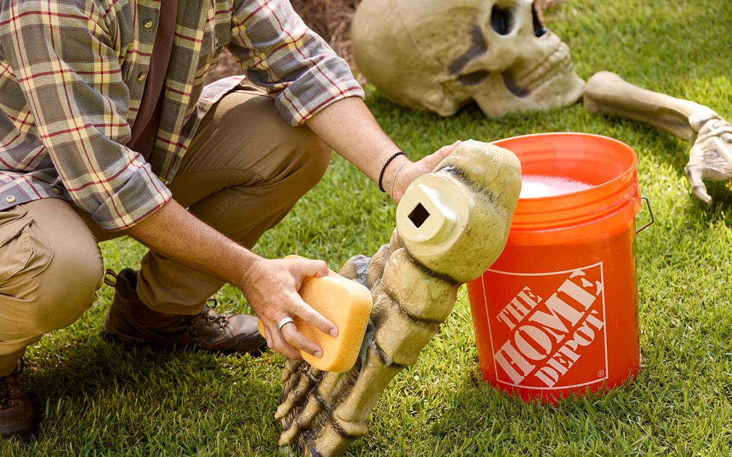 How to Assemble/Disassemble Skelly - The Home Depot